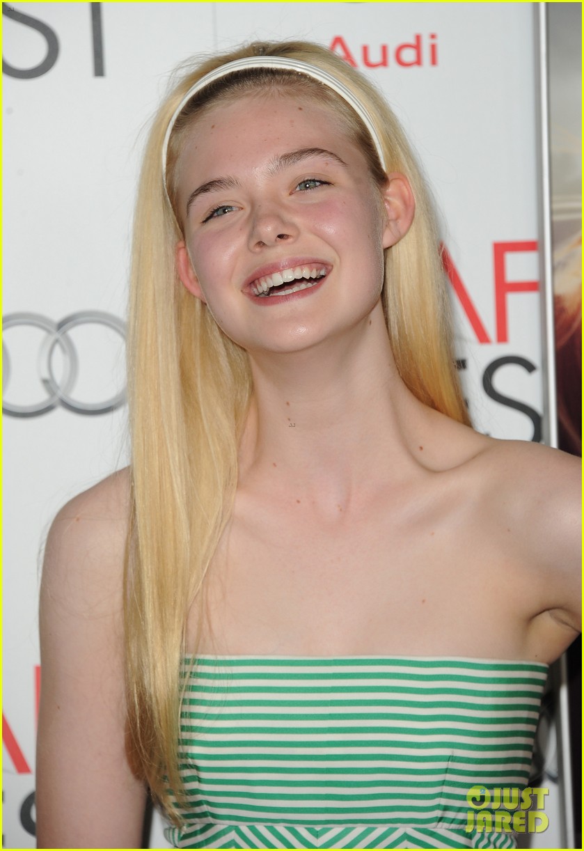 Elle Fanning & Christina Hendricks: 'Ginger & Rosa' Screening!: Photo ...