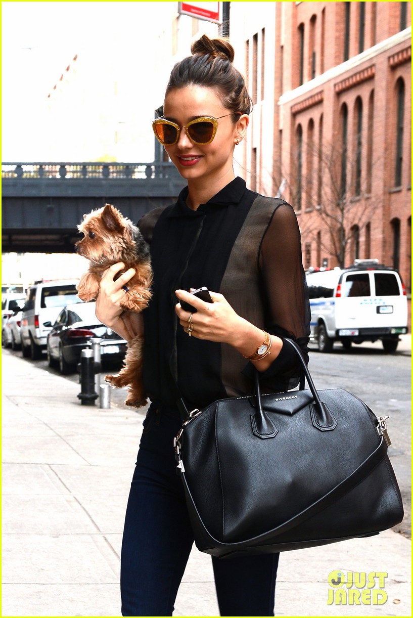 Miranda Kerr: Sunday Morning with Frankie!: Photo 2763613 | Miranda ...