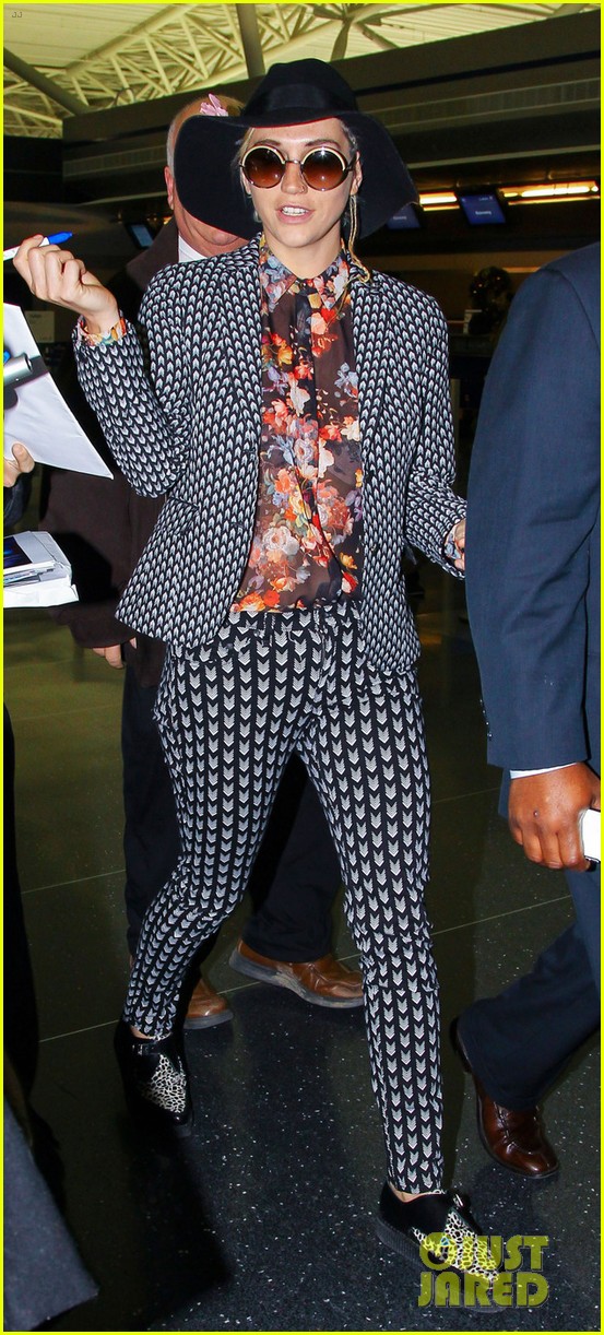 Ke$ha's 'Today Show' Concert - Watch Now!: Photo 2761387 | Kesha Photos ...