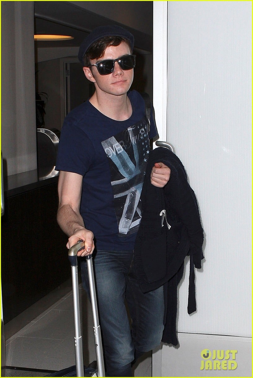 Lea Michele & Chris Colfer Jet to NYC for 'Glee' Filming!: Photo 2759756 | Chris Colfer, Lea ...