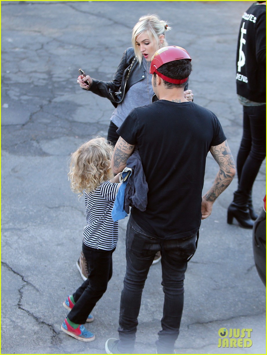 Ashlee Simpson's 'Bat For A Heart' - Listen Now!: Photo 2761990 ...