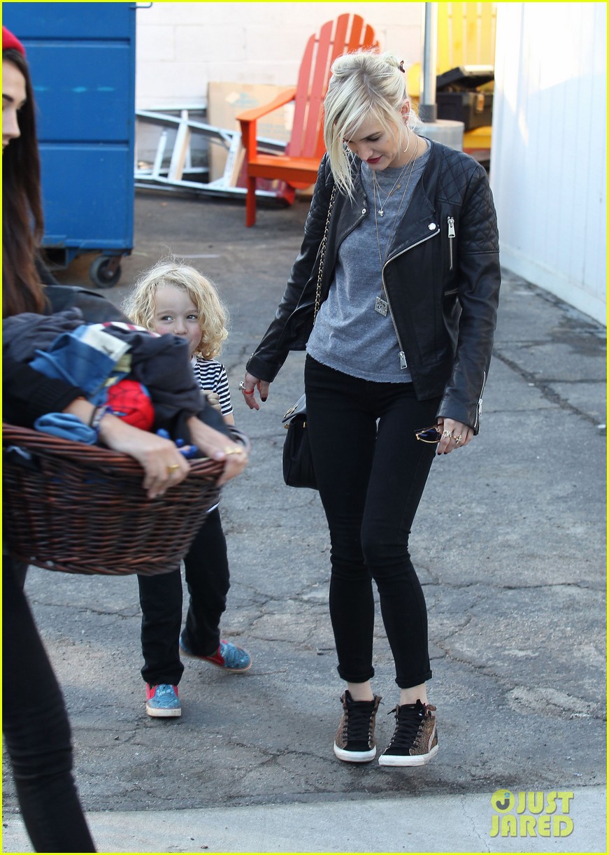 Ashlee Simpson's 'Bat For A Heart' - Listen Now!: Photo 2762018 ...