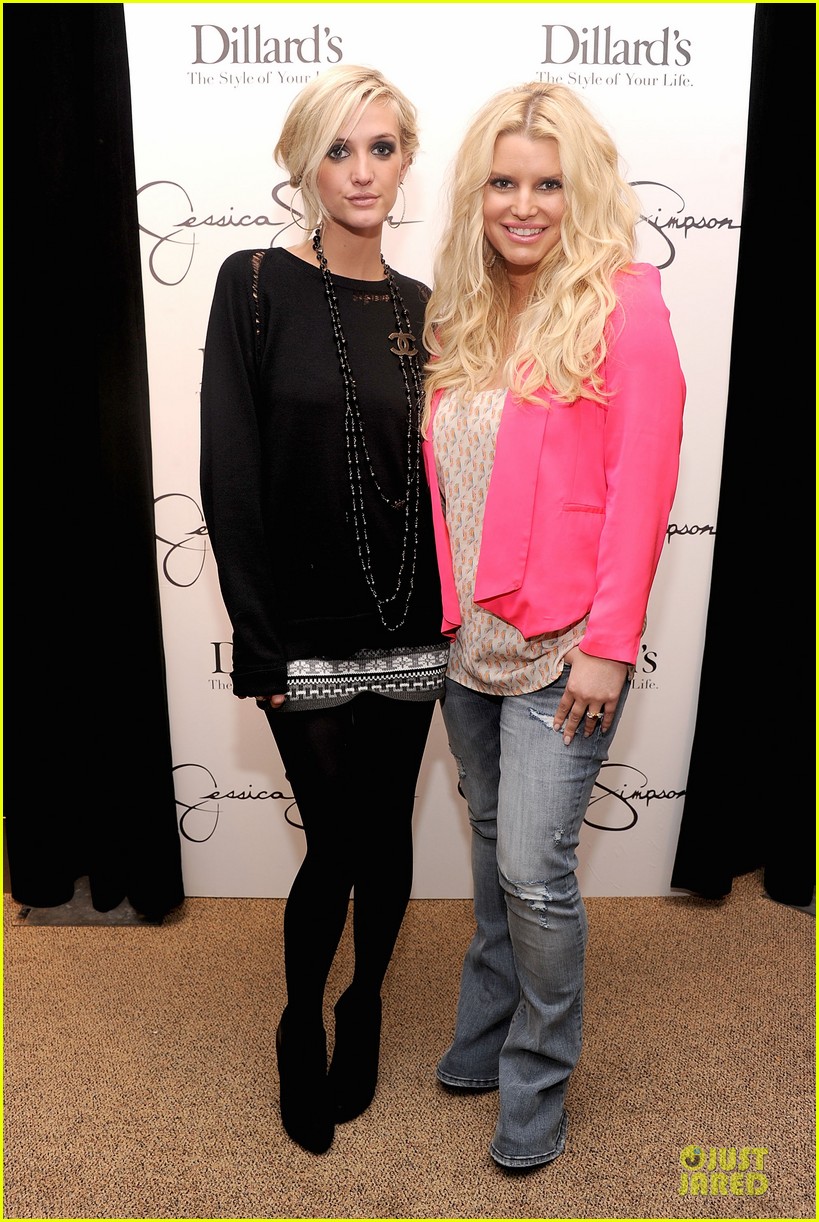 Jessica Simpson & Ashlee Simpson: Jessica Simpson Collection Promotion ...