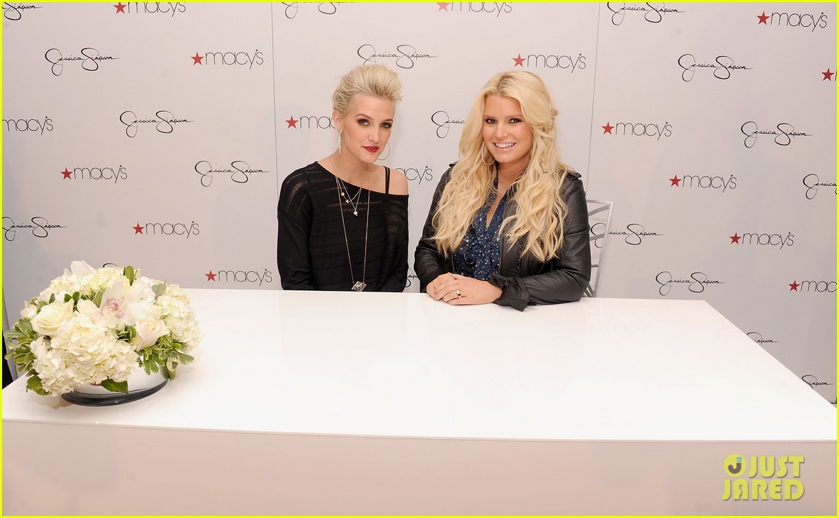 Jessica Simpson: Macy's Collection Event with Ashlee!: Photo 2754986 ...
