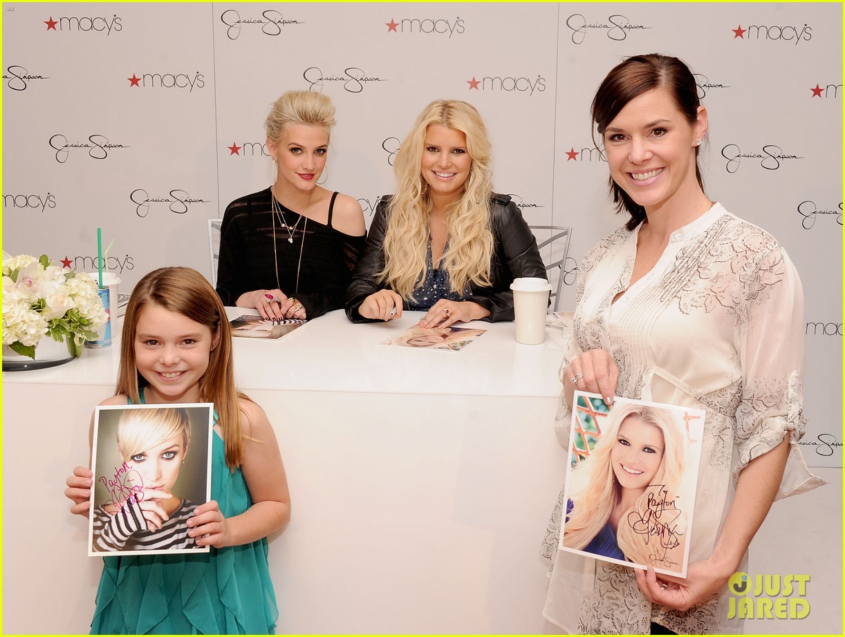 Jessica Simpson: Macy's Collection Event with Ashlee!: Photo 2754991 ...