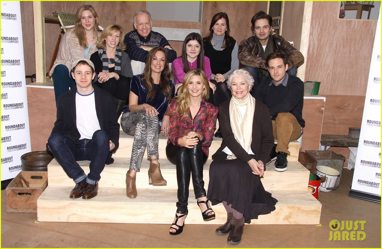 Sebastian Stan & Maggie Grace: 'Picnic' Photo Call!: Photo 2766258 ...