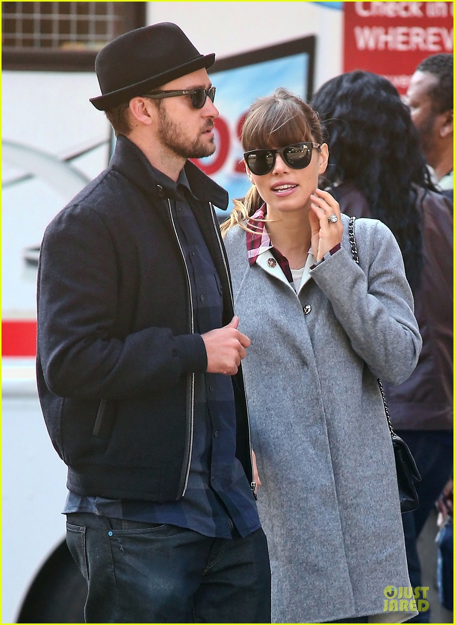 Justin Timberlake & Jessica Biel: Newlyweds 'Skyfall' Date!: Photo ...