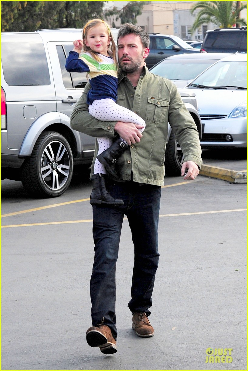 Ben Affleck & Seraphina: Baskin Robbins Stop!: Photo 2780198 | Ben ...