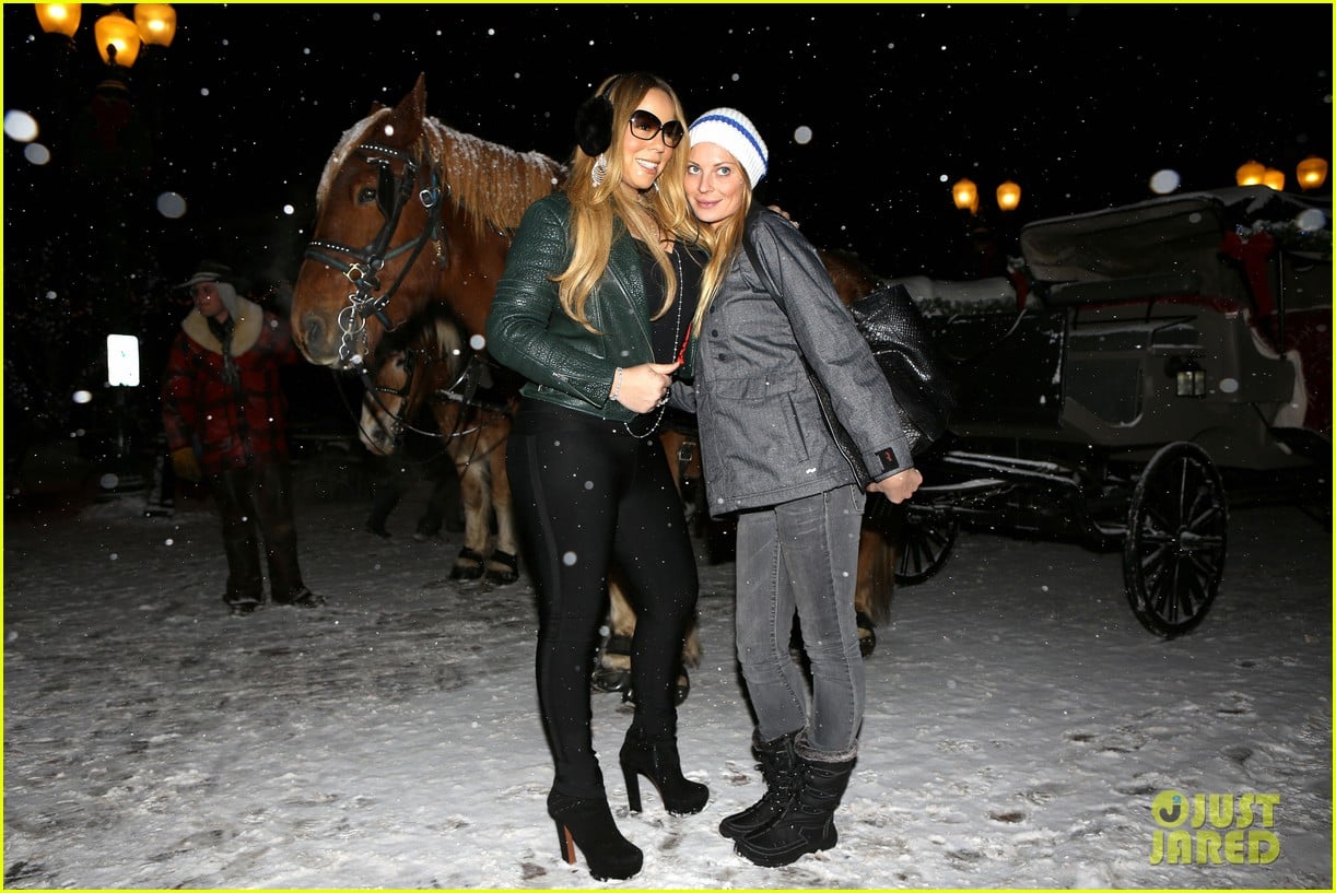 Mariah Carey: Giving Away Santa Hats to Lambs!: Photo 2780762 | Mariah ...