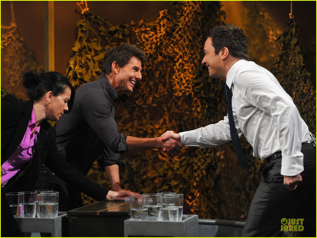 Tom Cruise: Water War with Jimmy Fallon!: Photo 2778085 | Jimmy Fallon ...