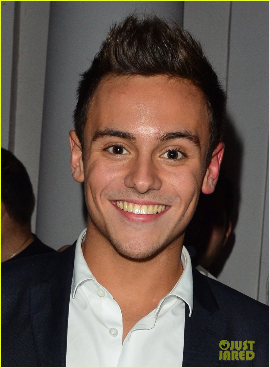 Tom Daley: Mahiki Nightclub Man!: Photo 2777797 | Pictures | Just Jared