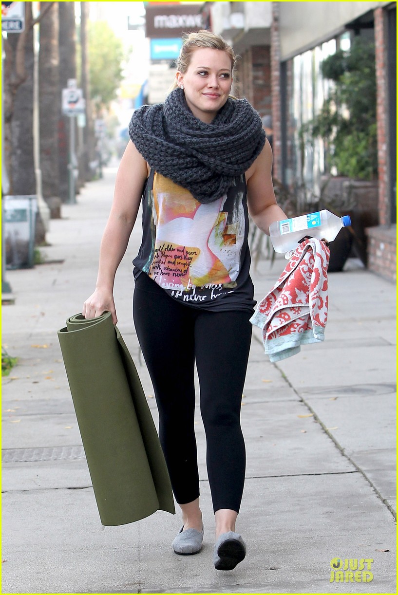 Hilary Duff & Luca: Matching Outfits for Lunch!: Photo 2772680 ...