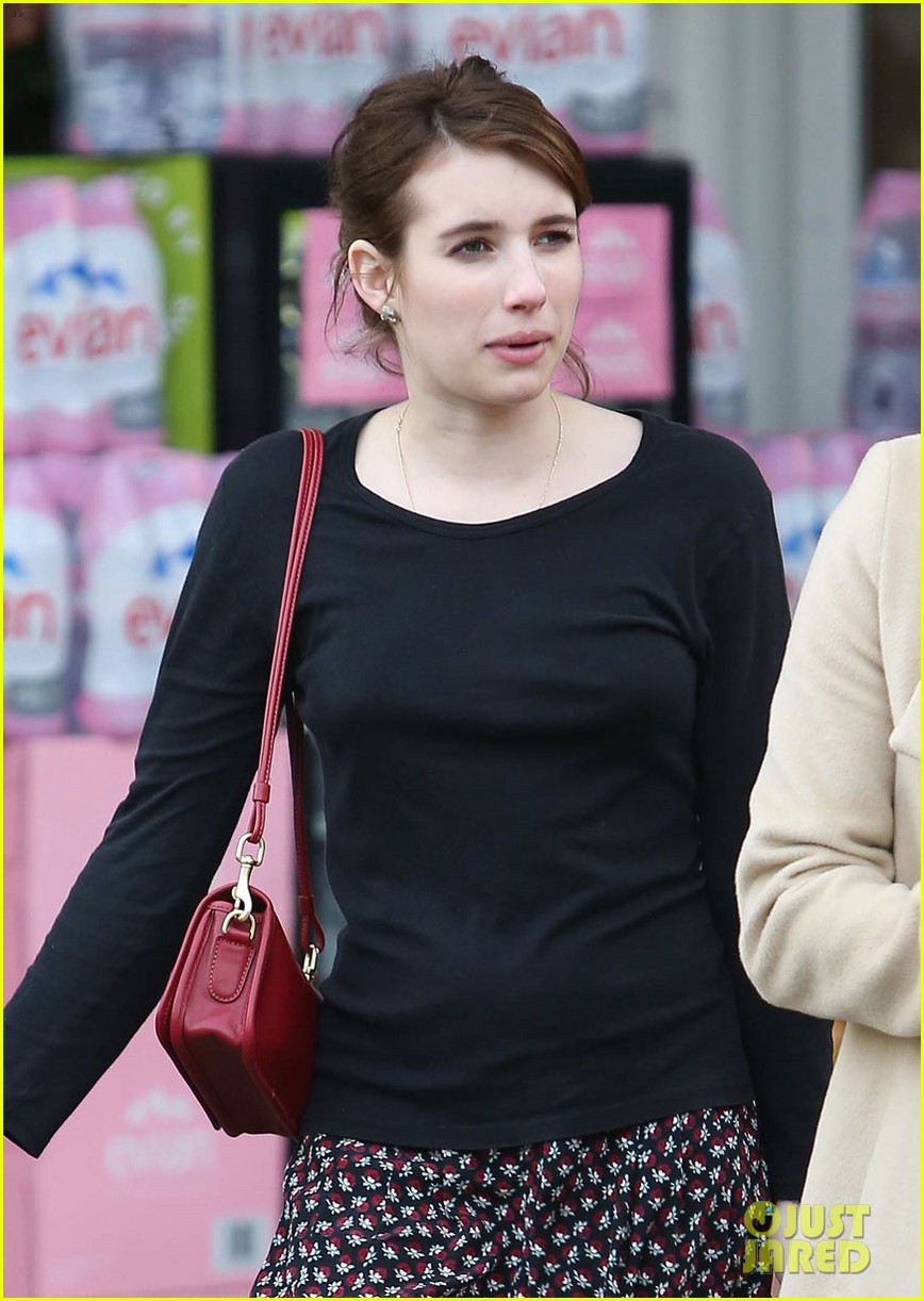 Emma Roberts Goes Grocery Shopping!: Photo 2770673 | Emma Roberts ...
