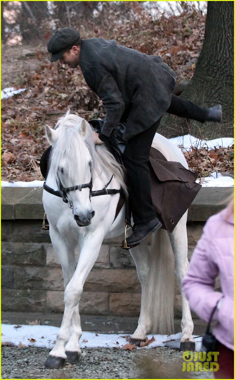 Colin Farrell: Horseback Riding for 'Winter's Tale!': Photo 2770589 ...