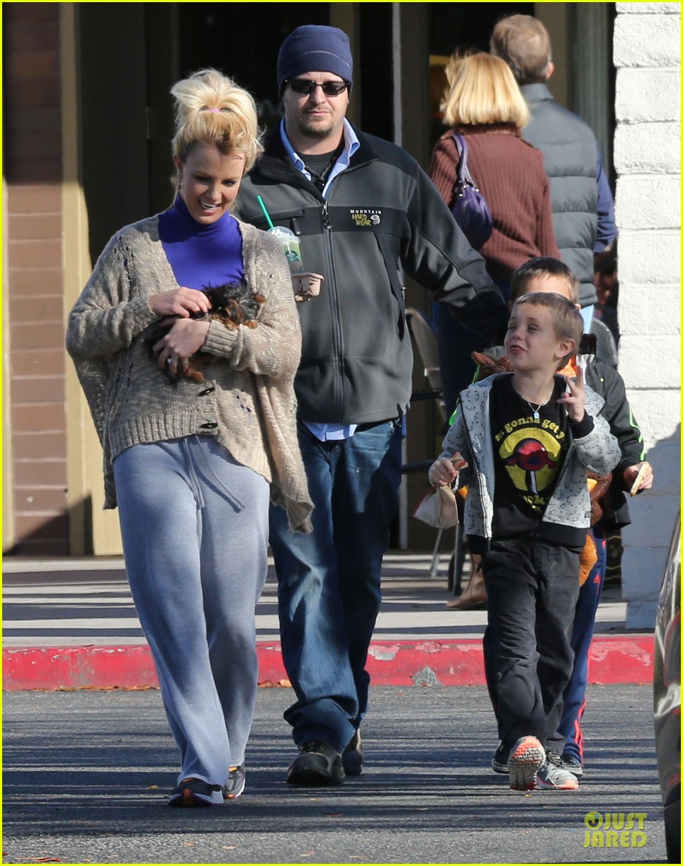 Britney Spears: Happy Birthday Jason Trawick!: Photo 2776467 | Britney ...
