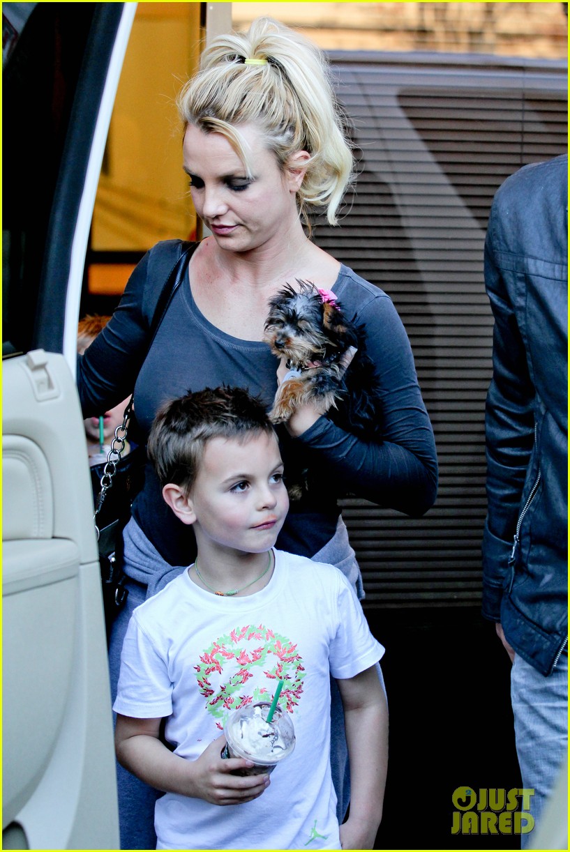 Britney Spears & Jason Trawick: Dance Studio with the Boys!: Photo ...