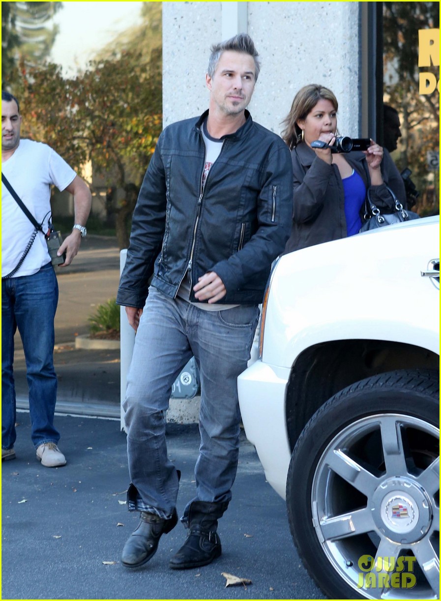 Britney Spears & Jason Trawick: Dance Studio with the Boys!: Photo ...
