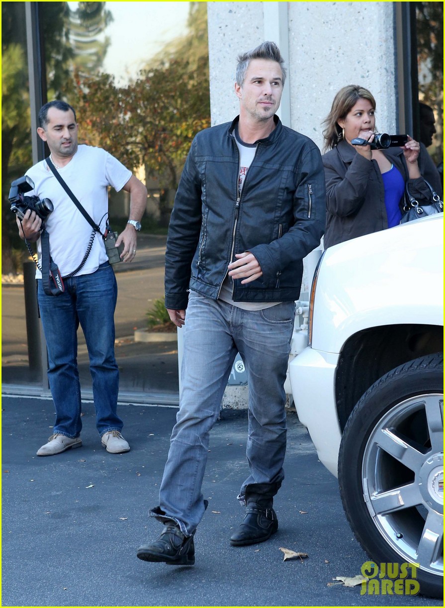 Britney Spears & Jason Trawick: Dance Studio with the Boys!: Photo ...