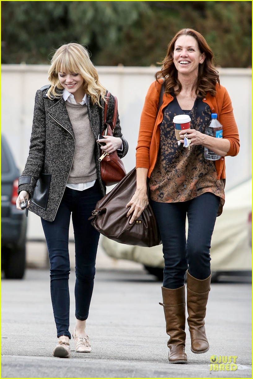 Emma Stone & Andrew Garfield : Separate Outings with Friends!: Photo ...
