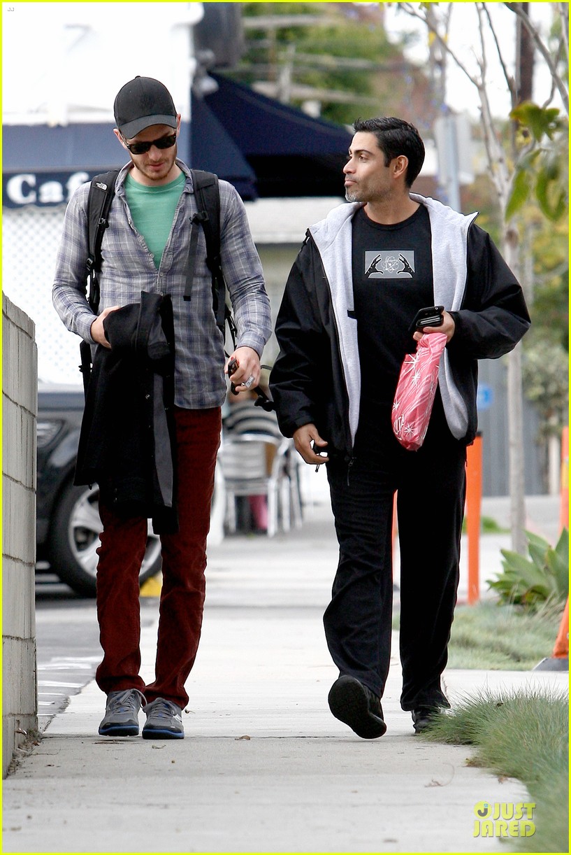 Emma Stone & Andrew Garfield : Separate Outings with Friends!: Photo ...