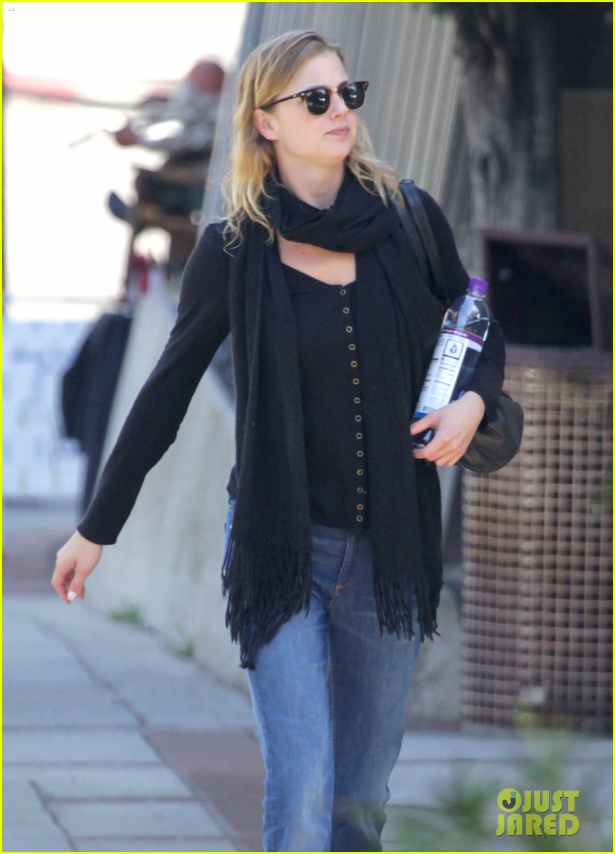 Emily VanCamp Almost Missed Out on 'Revenge' Role!: Photo 2773363 ...