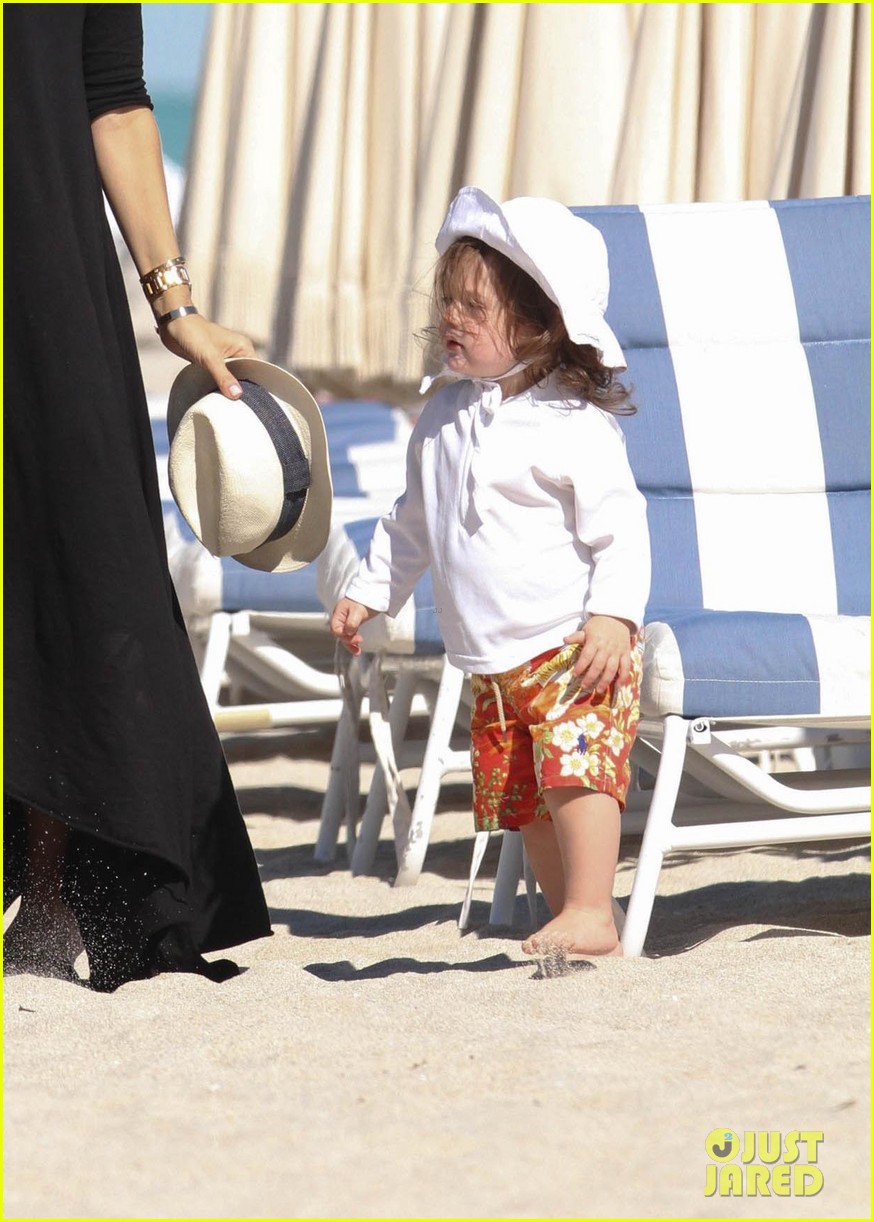 Rachel Zoe: Holiday Beach Vacation with the Family!: Photo 2780491 ...