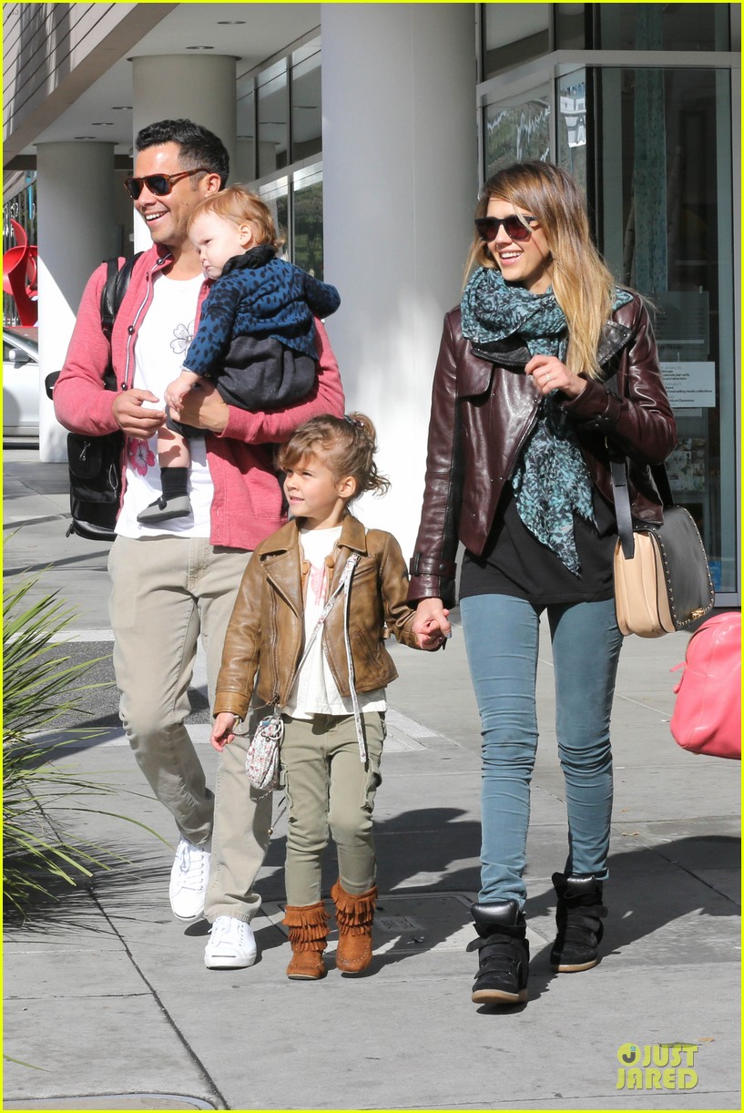 Jessica Alba: Honor Loves Being the Older Sister!: Photo 2798950 | Cash ...