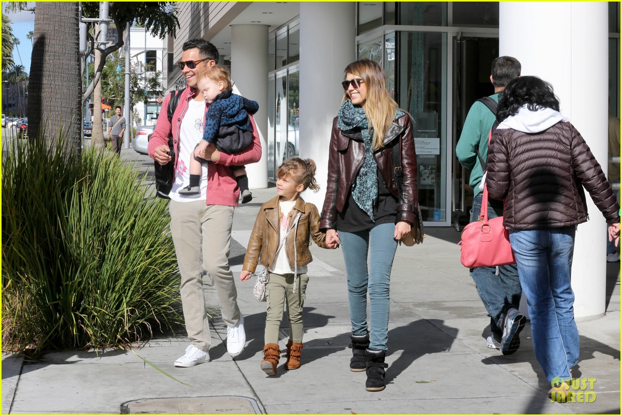Jessica Alba: Honor Loves Being the Older Sister!: Photo 2798955 | Cash ...
