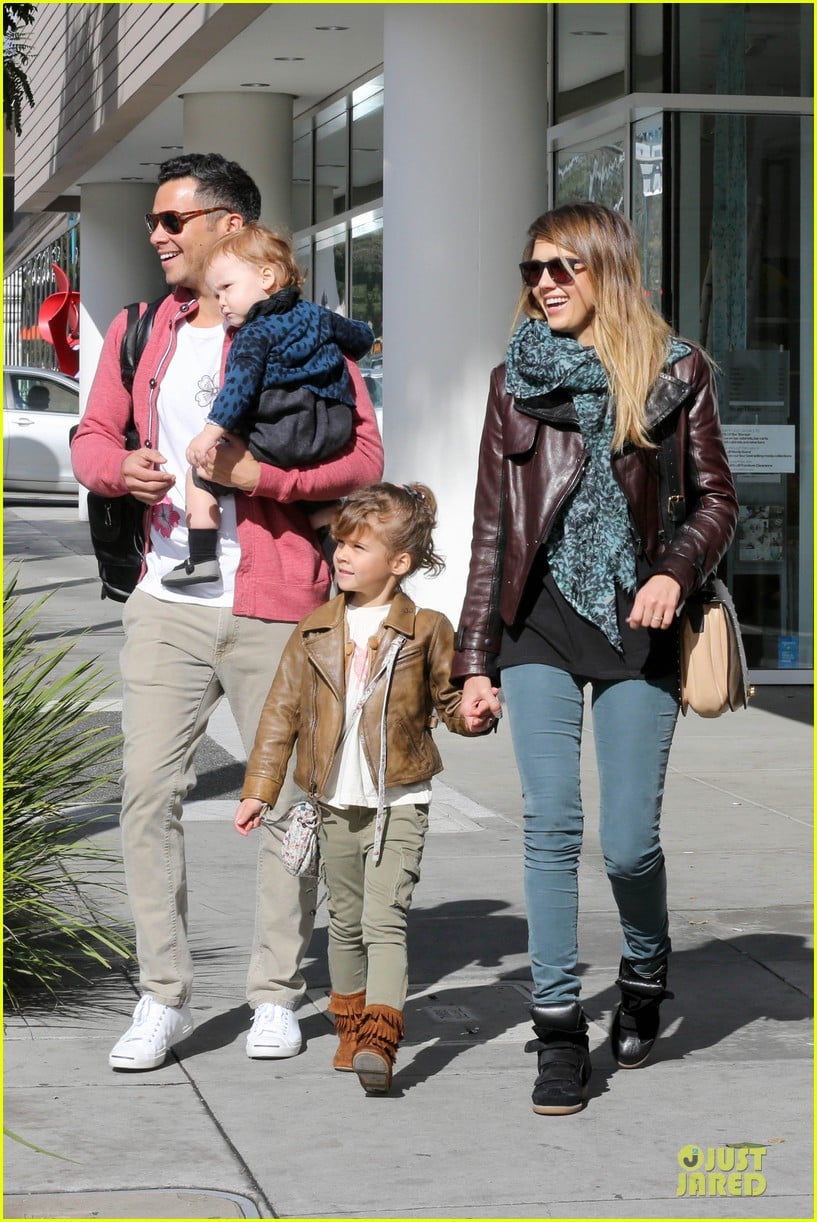 Jessica Alba: Honor Loves Being the Older Sister!: Photo 2798957 | Cash ...