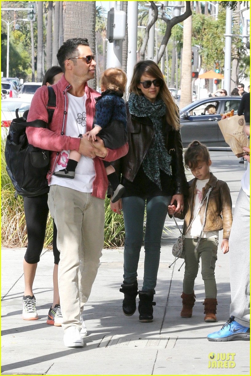 Jessica Alba: Honor Loves Being the Older Sister!: Photo 2798959 | Cash ...