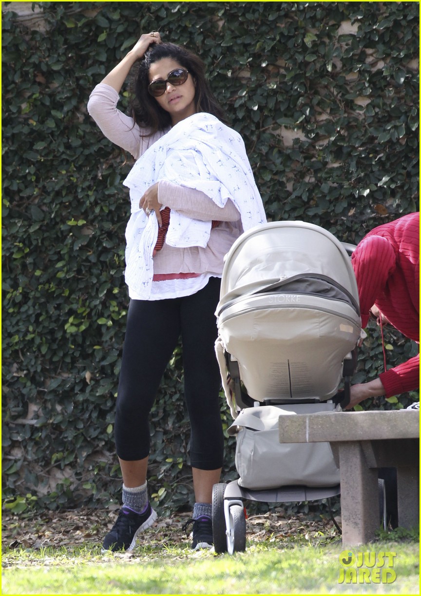 Camila Alves Debuts Baby Livingston Before 31st Birthday!: Photo ...