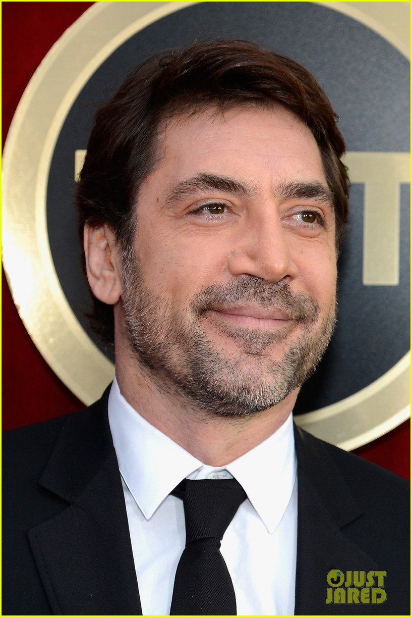 Javier Bardem & Helen Hunt - SAG Awards 2013 Red Carpet: Photo 2799991 ...