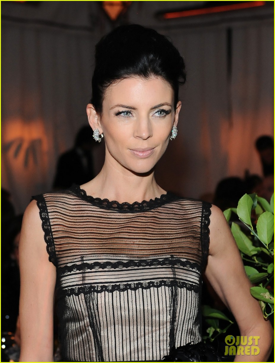 Kate Beckinsale & Olivia Munn: Alberta Ferretti & Vogue Show!: Photo ...