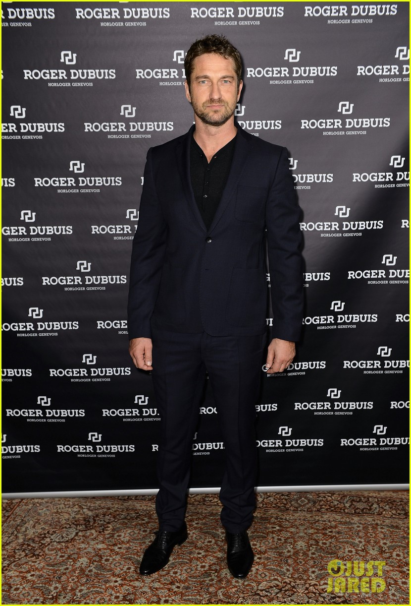 Gerard Butler: Roger Dubuis Booth Visit in Geneva!: Photo 2796507 ...