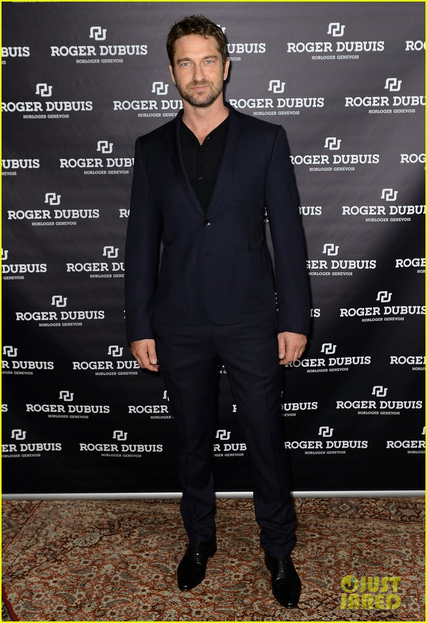 Gerard Butler: Roger Dubuis Booth Visit in Geneva!: Photo 2796511 ...