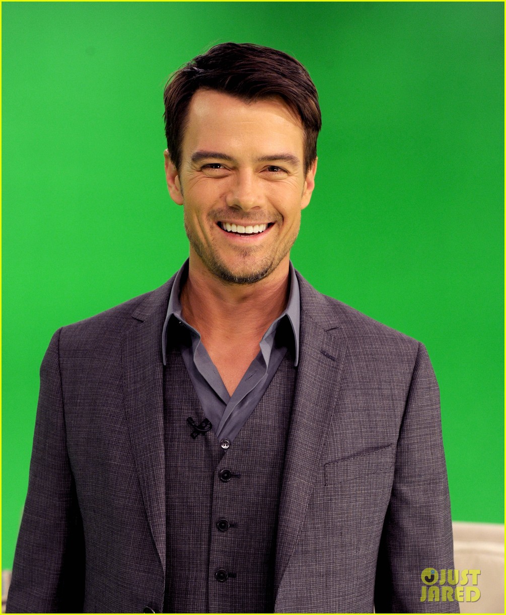 Josh Duhamel & Julianne Hough: A Night with 'Safe Haven'!: Photo ...
