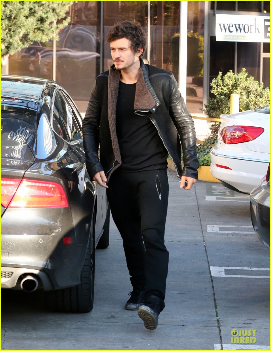 Miranda Kerr & Orlando Bloom: Spa Pick-Up Kisses!: Photo 2784902 ...