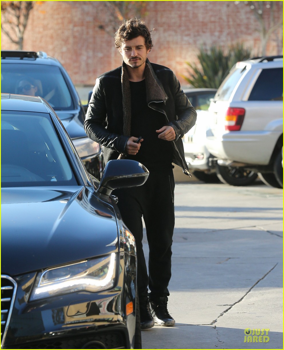 Miranda Kerr & Orlando Bloom: Spa Pick-Up Kisses!: Photo 2784913 ...