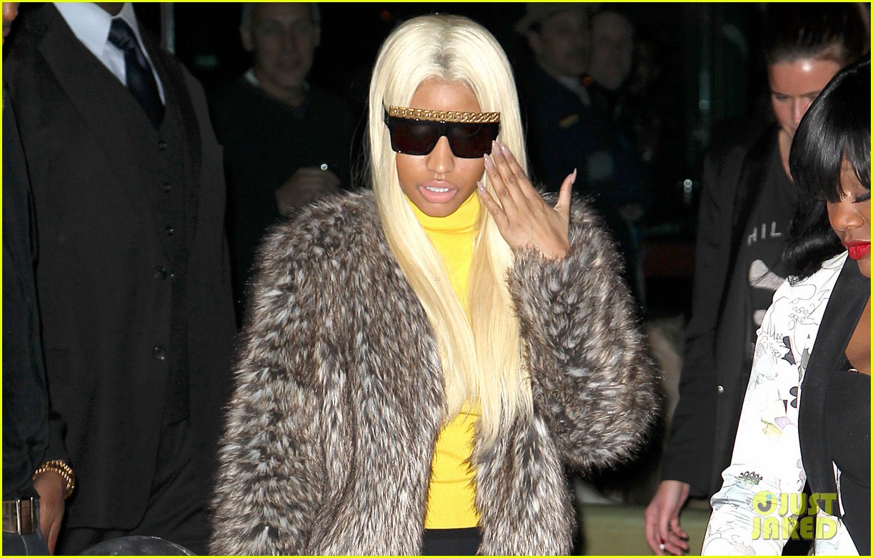 Nicki Minaj: I Laughed Till My Stomach Hurt Tonight!: Photo 2793178 ...