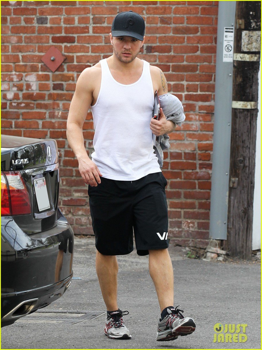Ryan Phillippe: Muscle Man at the Gym!: Photo 2797638 | Ryan Phillippe ...