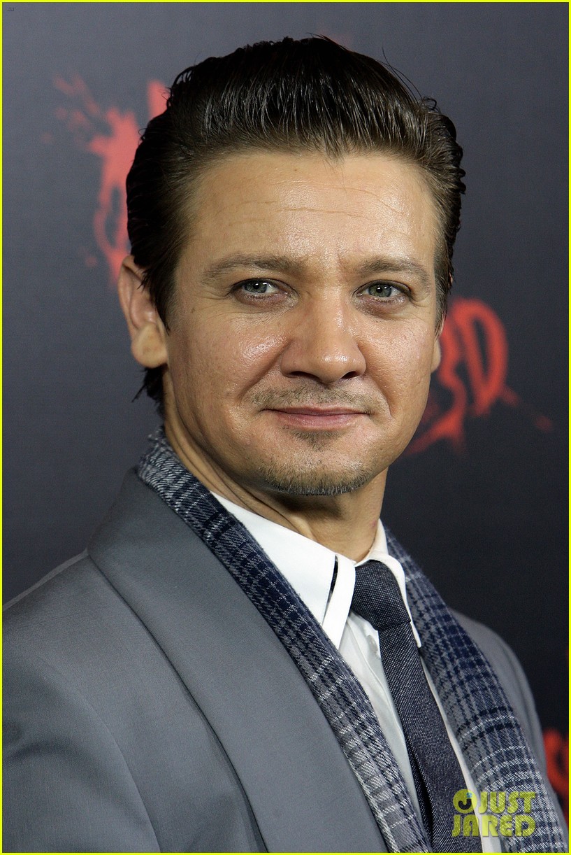 Jeremy Renner & Gemma Arterton: 'Hansel & Gretel: Witch Hunters ...