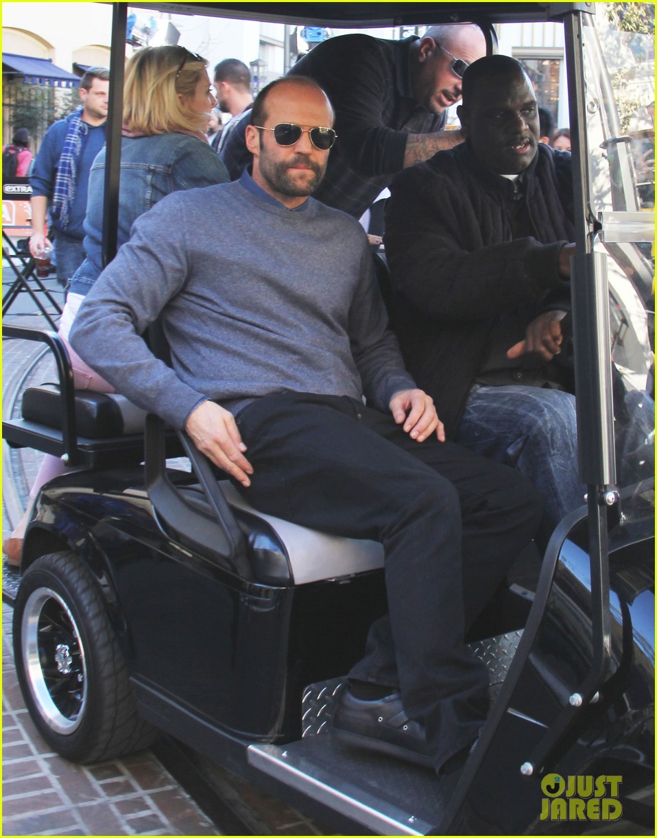 Rosie Huntington-Whiteley Works Out, Jason Statham Visits 'Extra ...