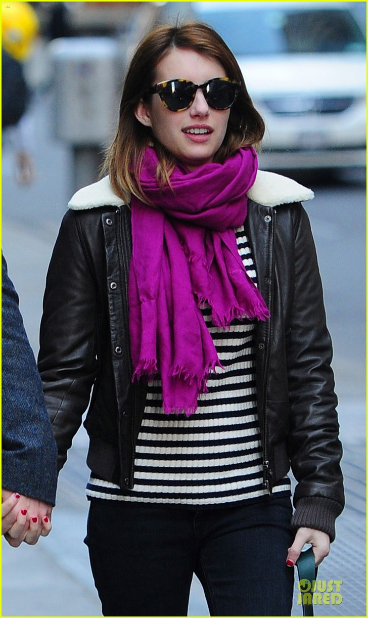 Emma Roberts & Evan Peters: Museum of Modern Art Visit!: Photo 2787126 ...