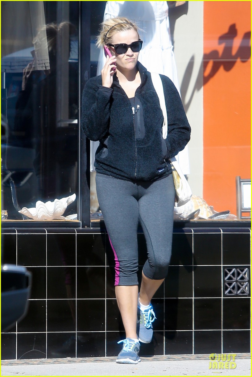 Reese Witherspoon: Post Holiday Workout Session!: Photo 2786439 | Reese ...
