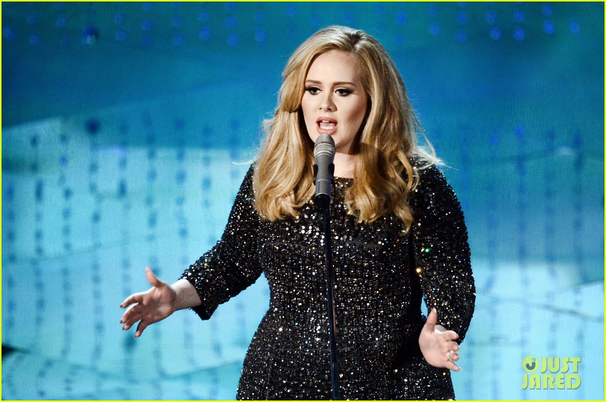 Adele: Oscars 2013 Performance of 'Skyfall' - WATCH NOW!: Photo 2819686 | Adele Photos | Just ...