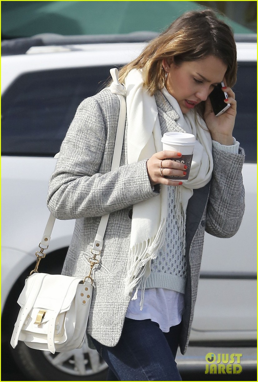 Jessica Alba: 'Escape From Planet Earth' is the Cutest Movie!: Photo ...