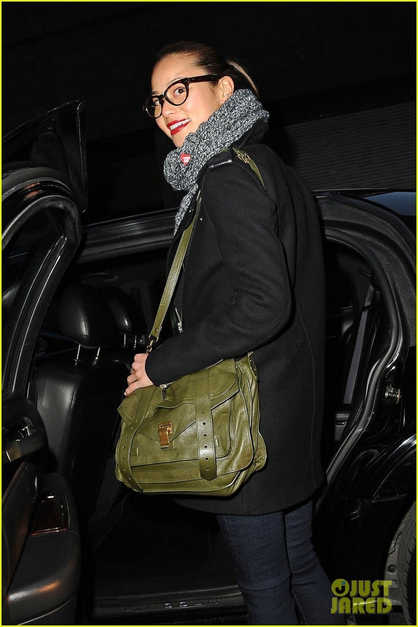 Ginnifer Goodwin Tapes 'Rachael Ray', Jamie Chung Meets Fans: Photo ...