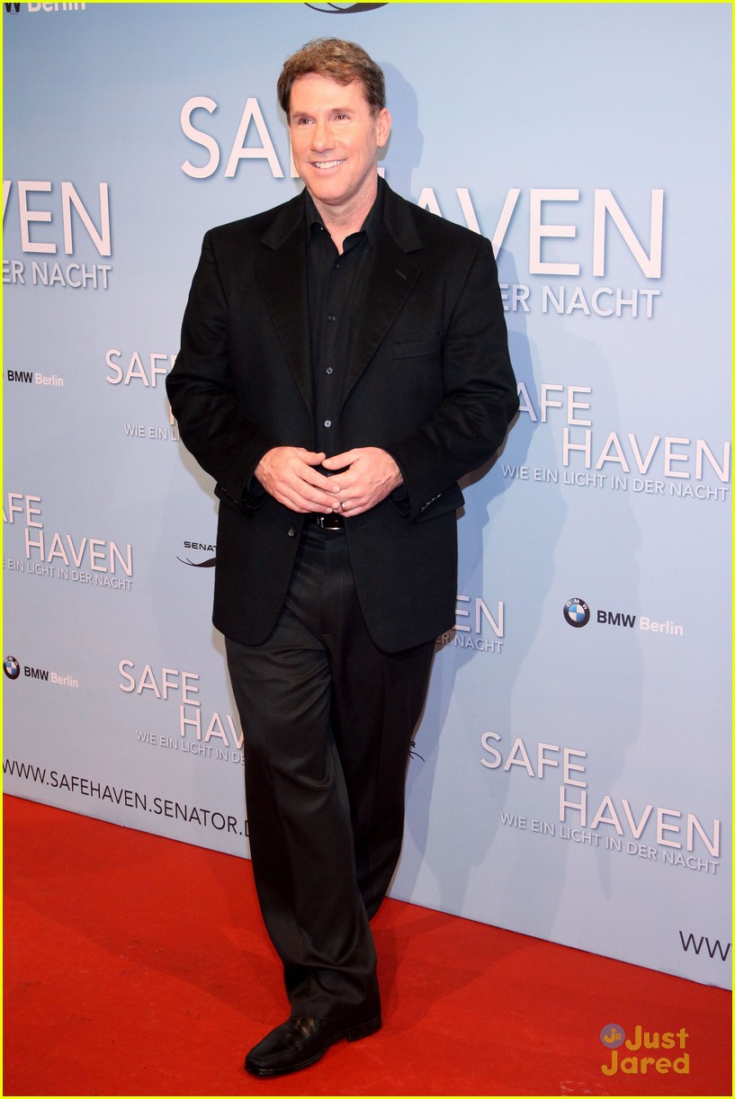 Julianne Hough & Josh Duhamel: 'Safe Haven' Berlin Premiere: Photo ...