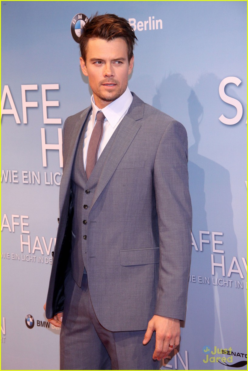 Julianne Hough & Josh Duhamel: 'Safe Haven' Berlin Premiere: Photo ...