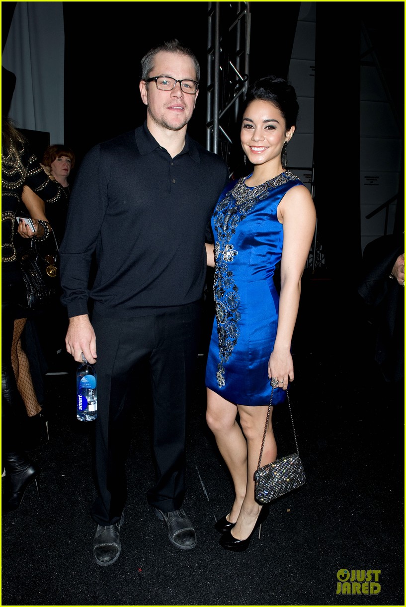 Vanessa Hudgens & Matt Damon: Naeem Khan Fashion Show!: Photo 2810806 ...